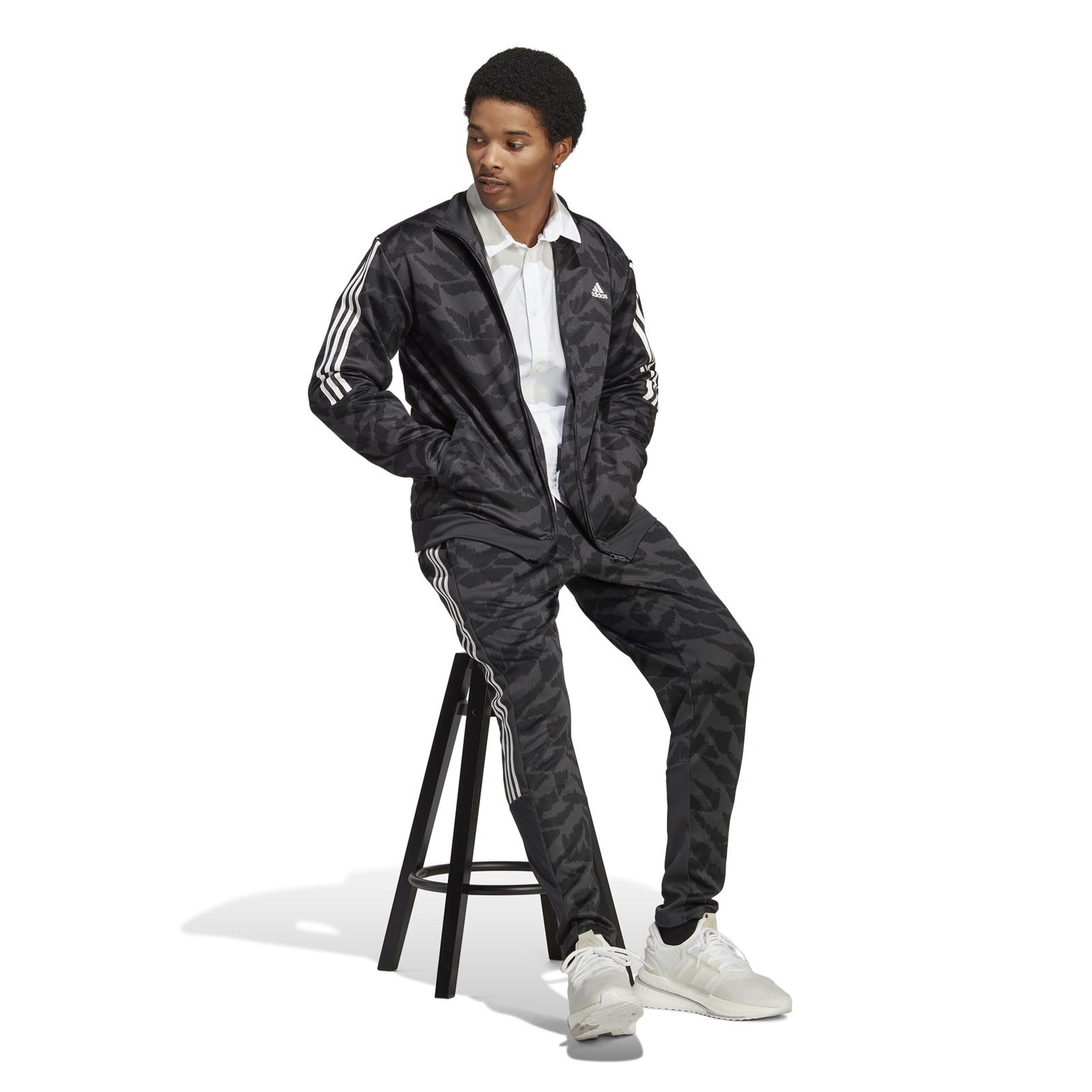 Bluza męska adidas TIRO SUIT-UP ADVANCED czarna IB8389 - Sportroom.pl