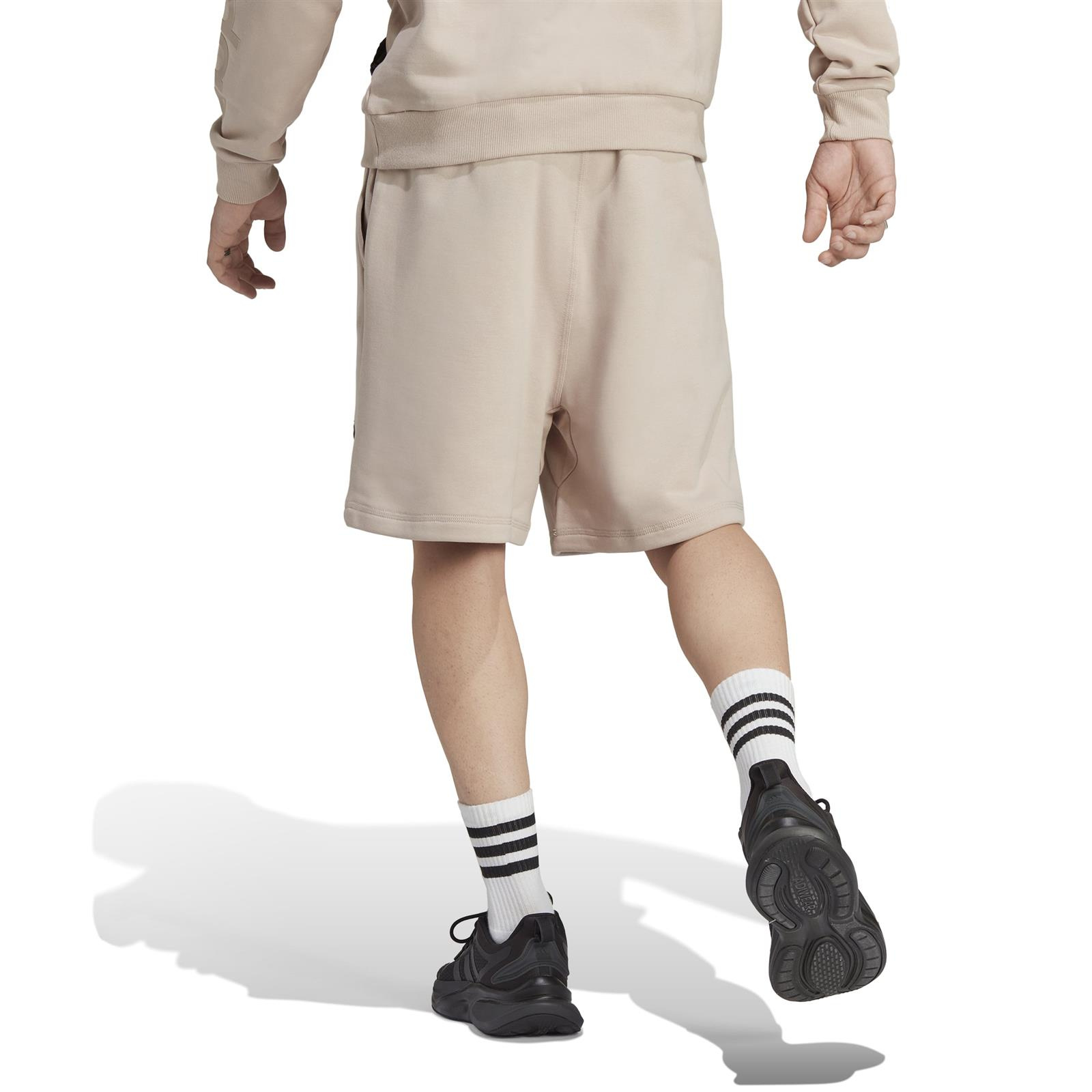 Szorty męskie adidas LOUNGE beżowe IA9361 - Sportroom.pl